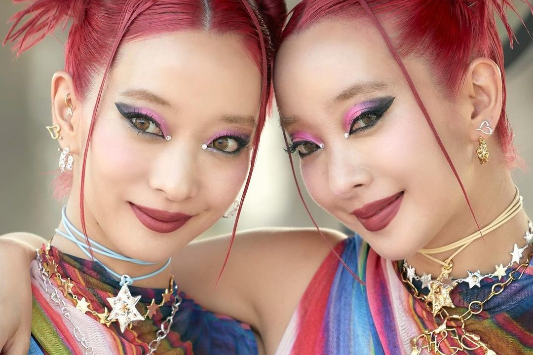 AMIAYAのAMI、バルセロナの“ショー”を訪れた様子を投稿｜明日の一歩をPICKUP「イッポニュース」